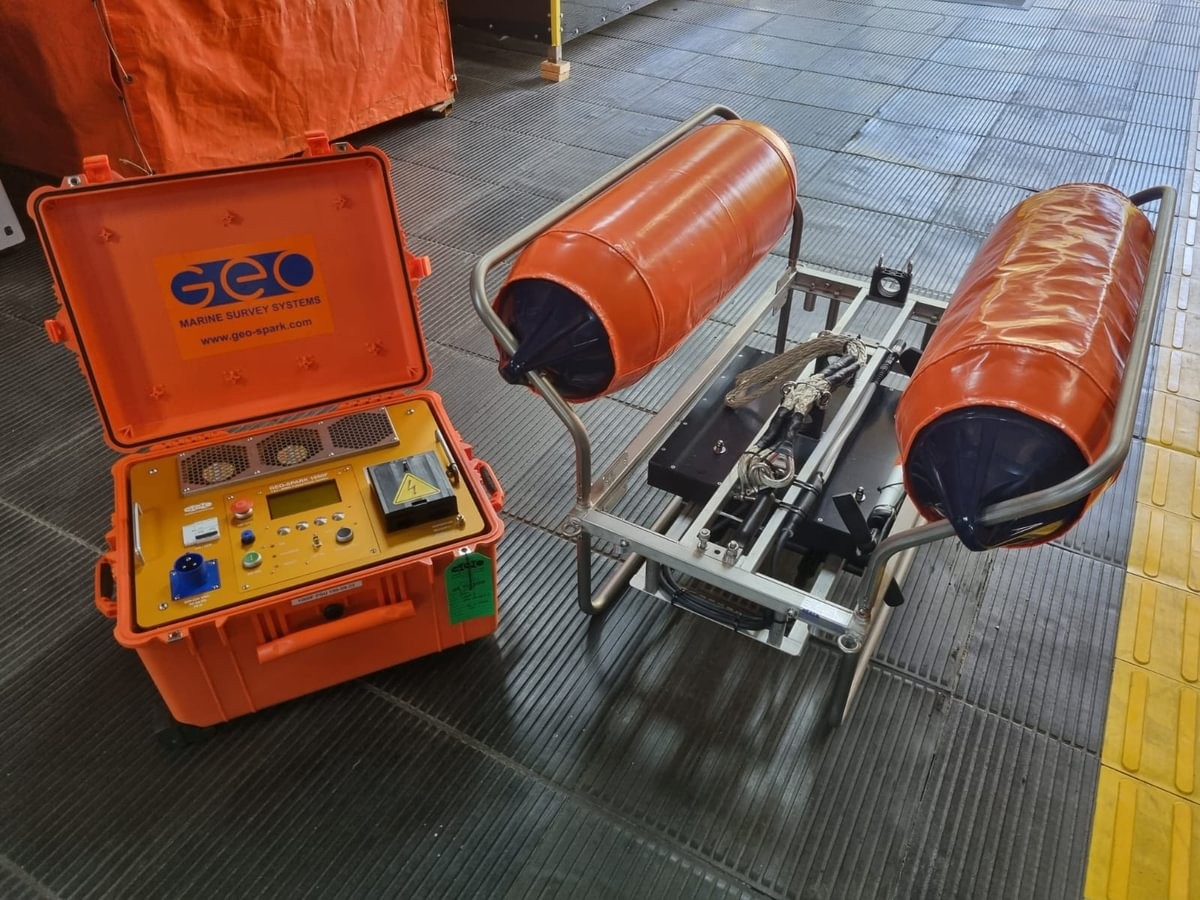 Mini-Spark 1000 Portable - High Voltage Power Supplies - Geo Marine