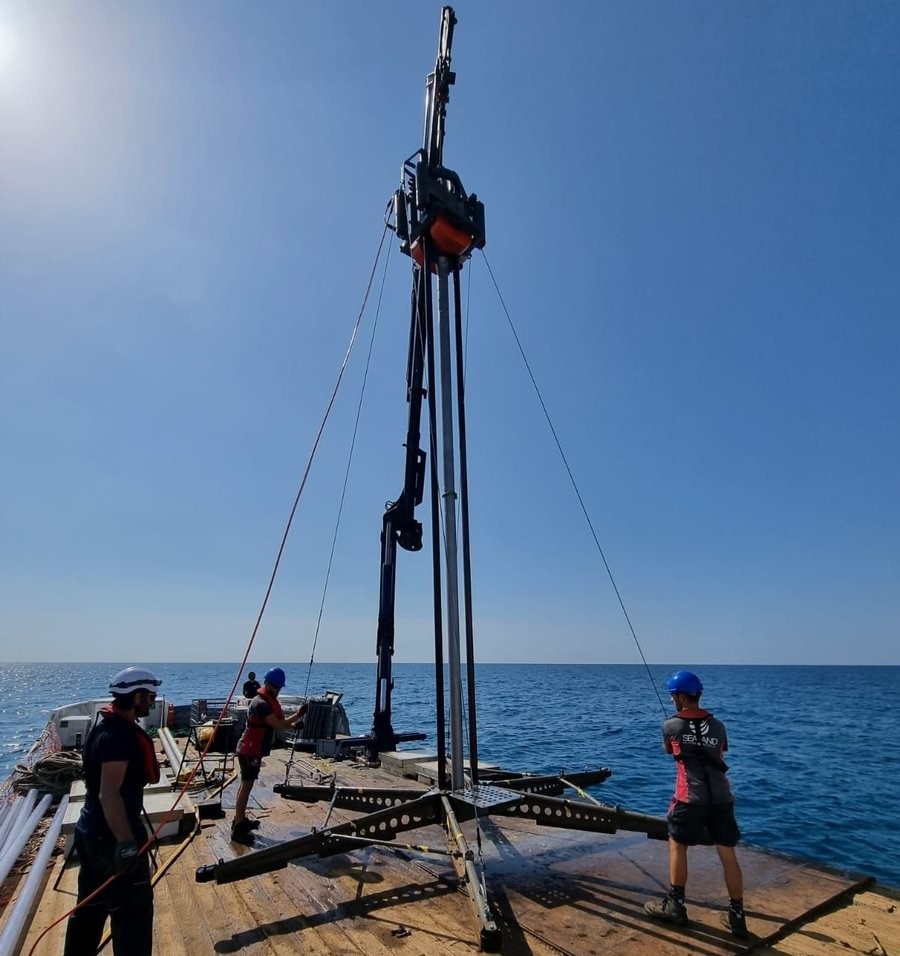 Geo-Vibro Corer - Geotechnics - Geo Marine